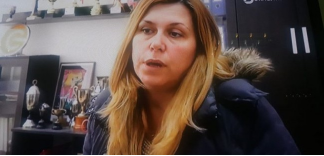 Mësuesja që 'dënoi' nxënësit, e arsyeton veprimin e saj - Gazeta Online ...