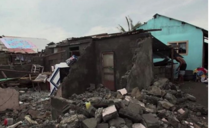 25 të vdekur nga tajfuni - Gazeta Online INSAJDERI