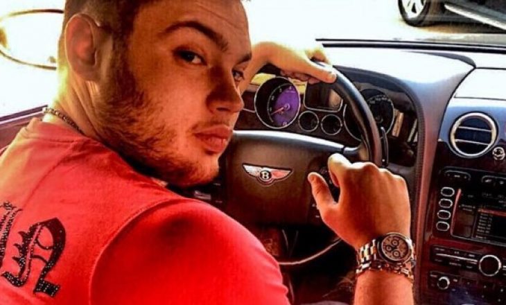 Ekzekutim me 3 plumba, çfarë gjetën hetuesit në vendin ku humbi jetën ... Ekzekutim me 3 plumba, çfarë gjetën hetuesit në vendin ku humbi jetën ...