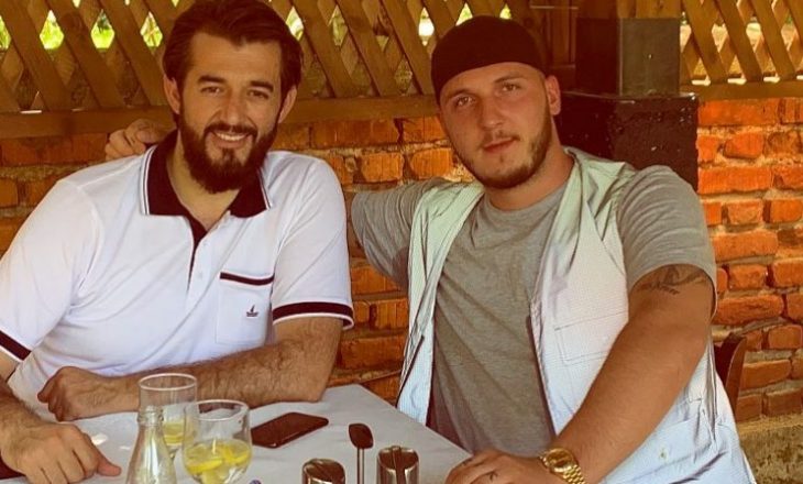 Dy orë pasi mori çmimin “Skënderbeu”, Labi takon të dyshuarin për ... Dy orë pasi mori çmimin “Skënderbeu”, Labi takon të dyshuarin për ...