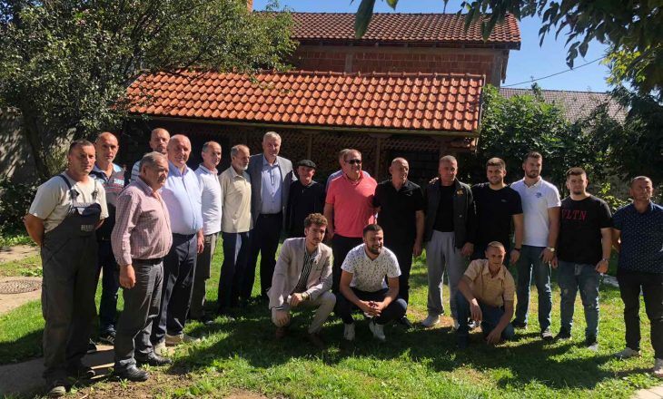 Rrustem Berisha takon nga afër qytetarët – shpjegon në hollësi 100 ...